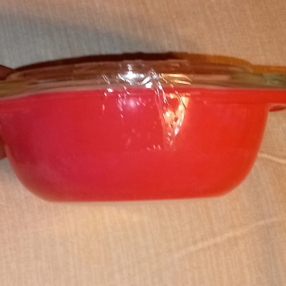 Pyrex | Kitchen | Pyrex 8 Oz Casserole Dishes With Lids Vintage Pink ...